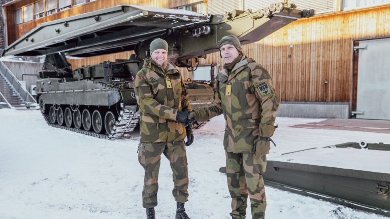 Forsvaret har fått nye bropanservogner